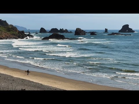 Your sign to visit the Oregon Coast (Cannon Beach)
