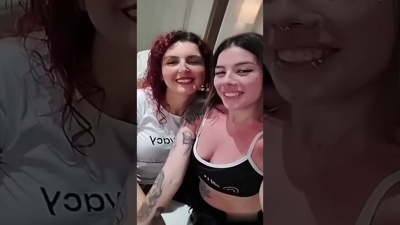 Lesbian Kissing 602