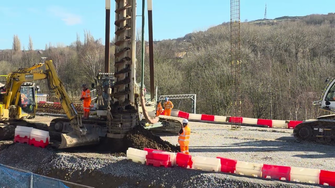 PART 1 Rotary bored piling machine & crawler crane at work in Shipley 17 March 2026