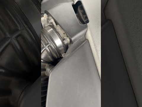 2011 infiniti g37x ticking sound near throttle bodies ??
