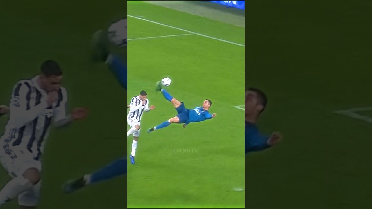 Ronaldo's legendary acrobatic goal 🤯👀