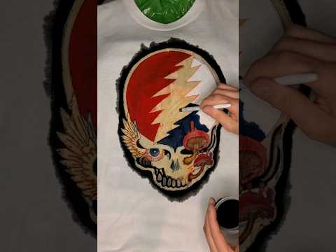Painting Grateful Dead Stealie Shirt #tiedye #artprocess #batik #dyeing #diycrafts