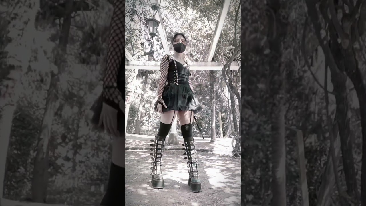 Support me on Ko-fi for more content 🖤 | #goth #outfit