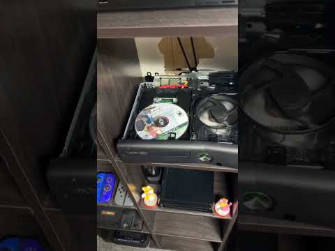 Xbox showing open tray 📥 #shorts #xbox360 #xbox