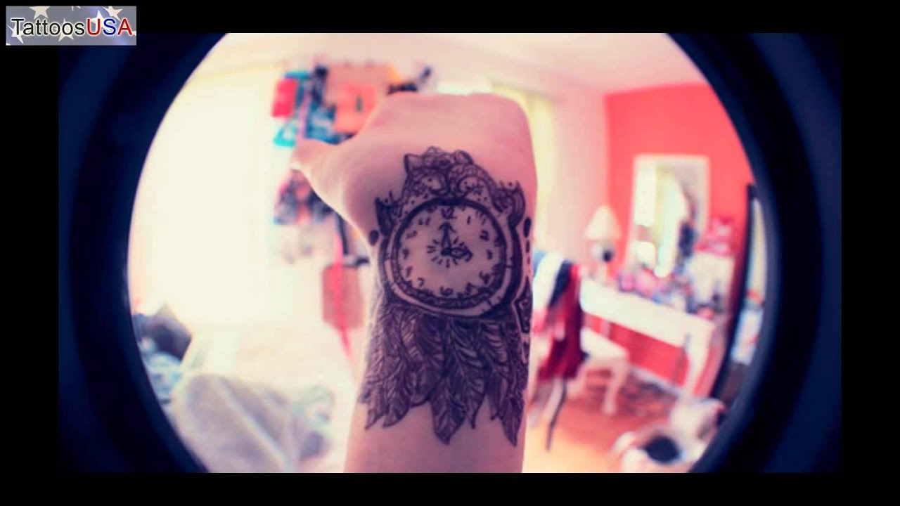JESSICA ALBA's tattoos -