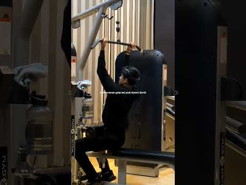 Easy BACK WORKOUT #fitness #gym #shorts