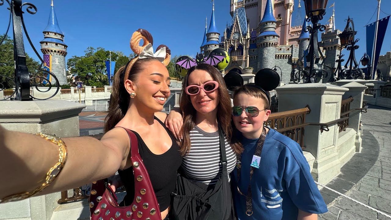 Our First Day At Disney World & Animal Kingdom