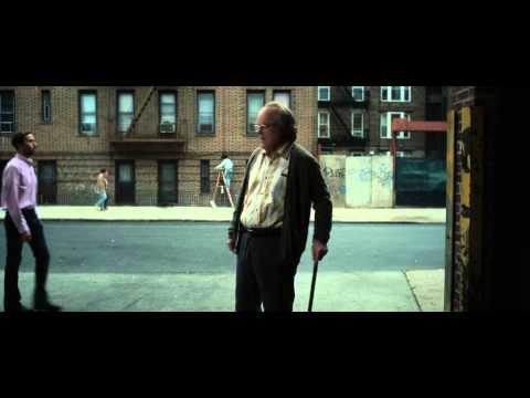 "People Don't Walk Like That" - Synecdoche, New York (2008)