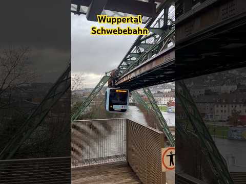 Schwebebahn in Wuppertal #schwebebahn #wuppertal #nrw #germany #travel