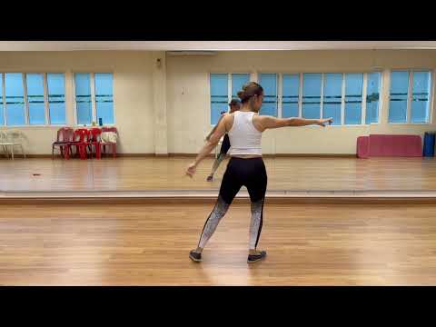 APT by Rosé and Bruno Mars, An Easy Choreo for You – Kopi with Nina