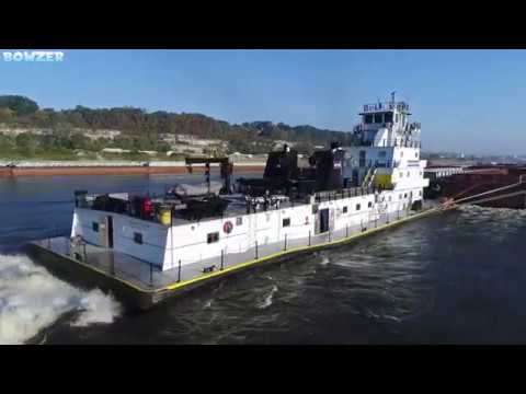 The Towboat M/V CAPT RP GETTELFINGER Northbound @ Kimmswick Missouri