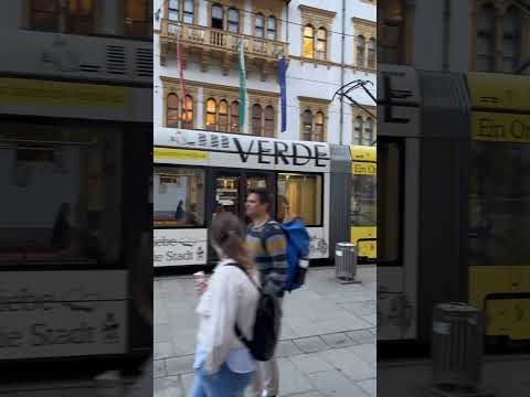 Graz Österreich Innere Stadt Straßenbahn #tram #graz #austria #driving#peaple#challenge