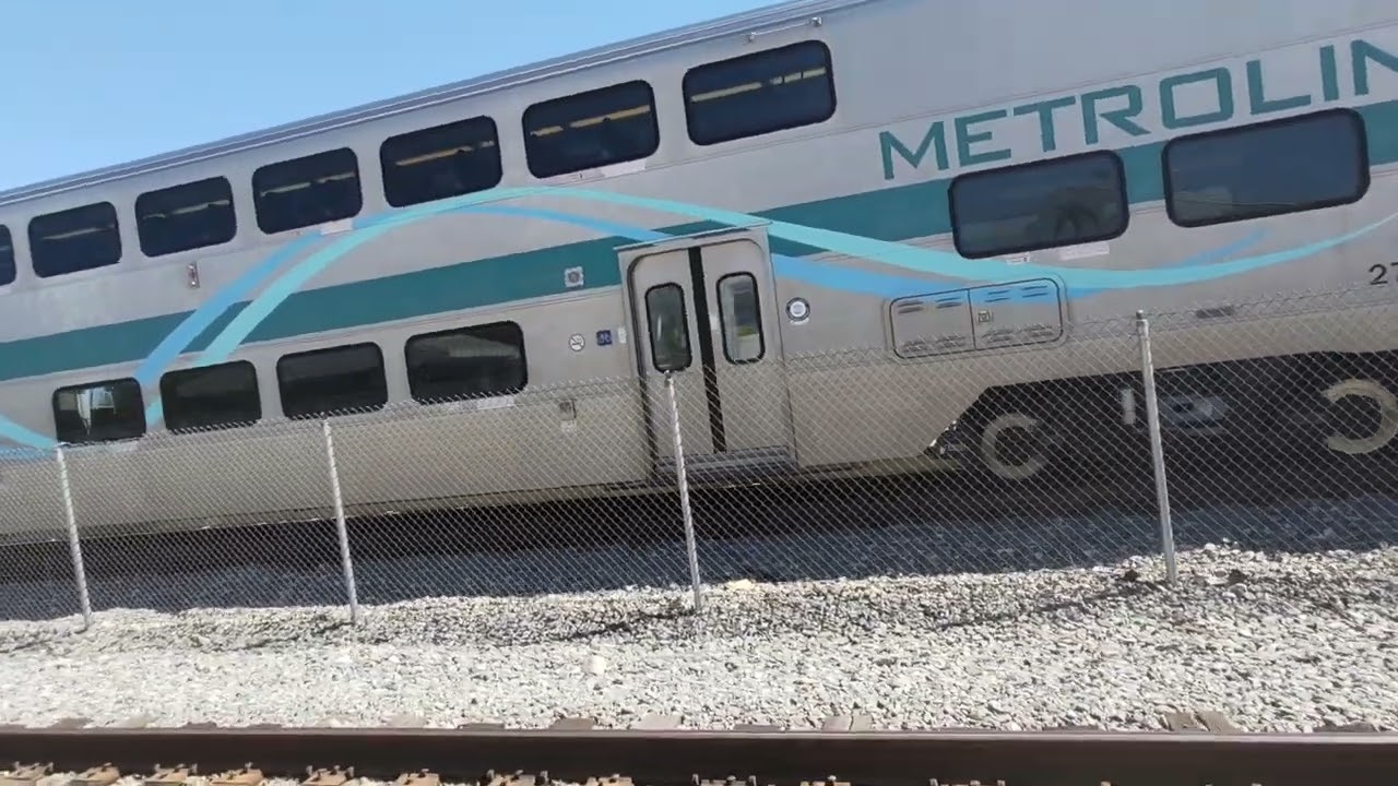 M362 Arriving and Departing at Montclair Metrolink Station