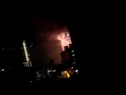 Happy Deepavali - Malaysia at Night 12 pm / Rati ko 12 baja Malaysia ma Deepavali celebration ππ