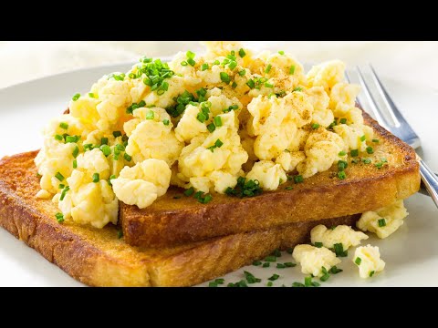 The Main Difference Between French & Soft Scrambled Eggs