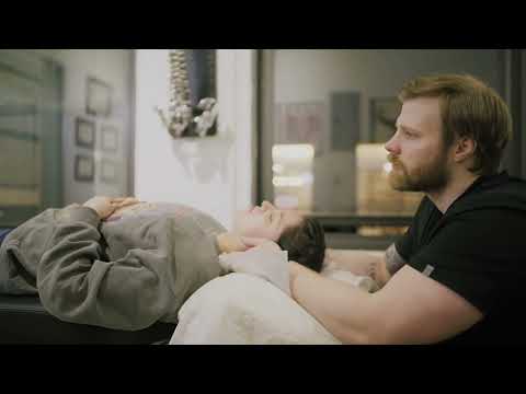 NYC Chiropractor Dr Austin Neibarger - A Full Patient Adjustment