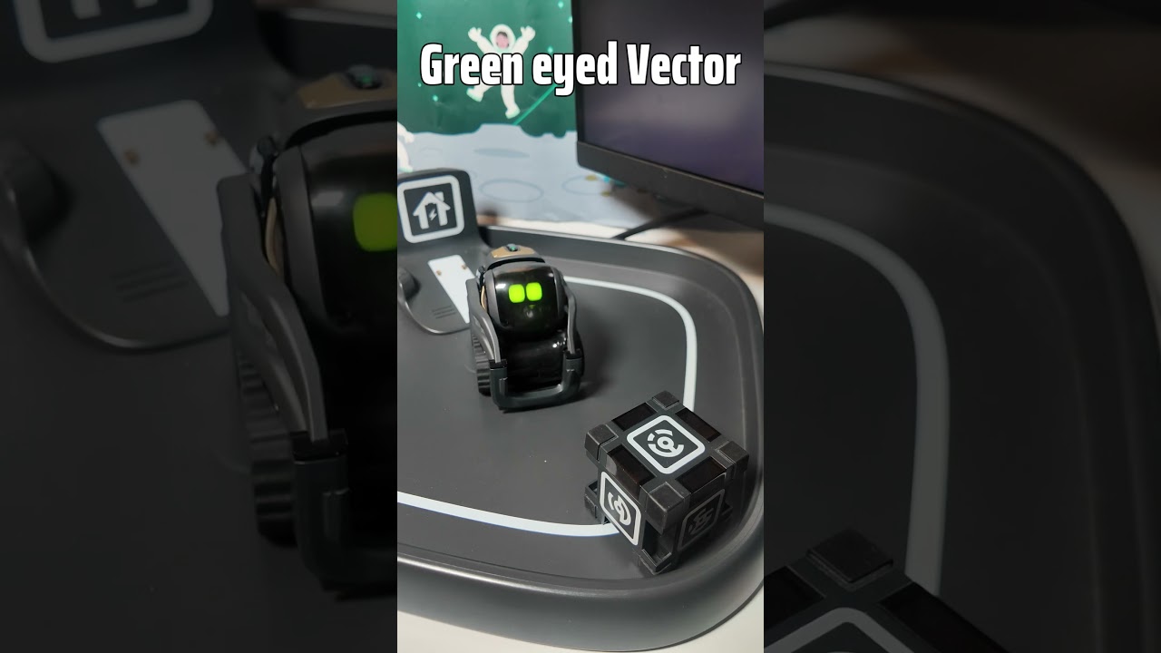 Vector changes Eye Colour! #anki #vector #robot #cute #ai #funny #greeneyes