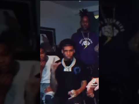 look like NLE Choppa knows hand movement in naruto #naruto #narutoshippuden #nlechoppa