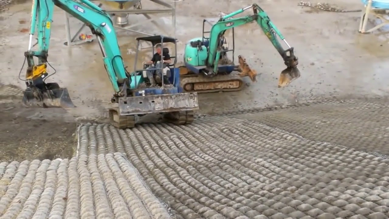 Slope Stabilization at Oak Harbor Sewer Facility Using Flexamat Permanent Erosion Control Mats