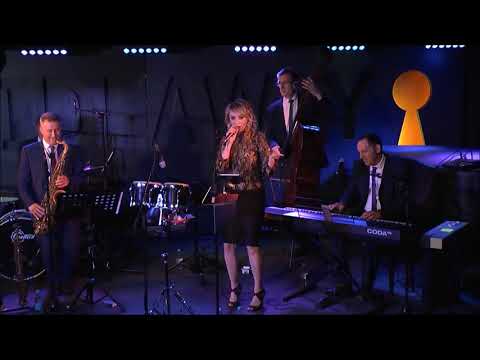 Jazz Band Hire - Female Jazz Singer London