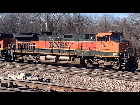 Railfanning on the BNSF Transcon at Morris + Boeing 747 landing at KCI airport!