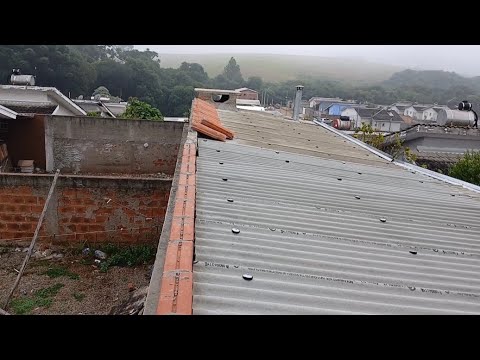 A etapa do telhado está quase concluída