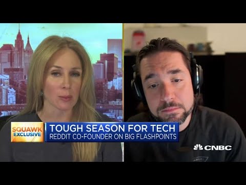 Reddit co-founder on social media platforms regulating content