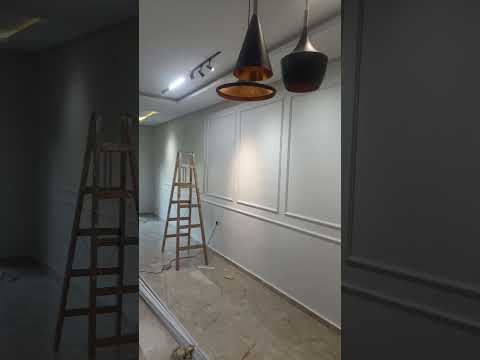 Moulures murale de luxe. Jotun couleur brise #moulures #decoration #interiordesign #painting #art