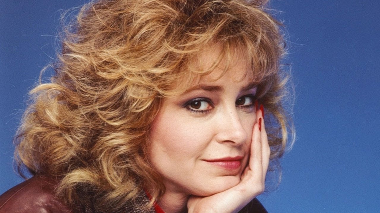 12 Bizarre Lisa Eilbacher Facts You Need to Know