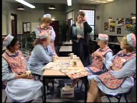 BBC Dinnerladies S1E1 Monday Comedy)