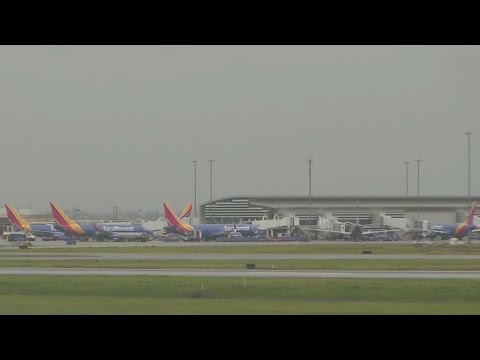 New pedestrian walkway at Sacramento International Airport