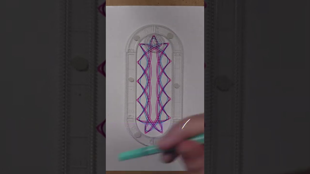Spirograph Tutorial for Beginners | Retro Spirograph Design 6