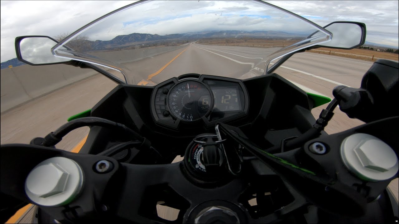 2023 Kawasaki Ninja 400 Top speed run