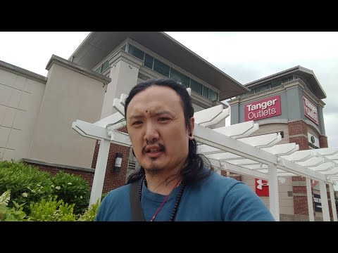 Tanger Outlets.. Sunbury OHIO (Walking TOUR)