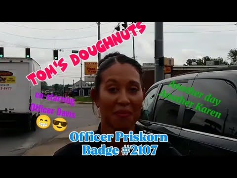 Wells Street Corridor FULL LONG version. First Amendment Audit 6-18-2025