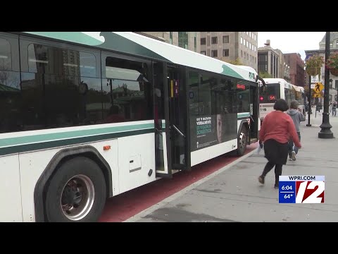 RIPTA eyeing layoffs as agency looks to close budget deficit