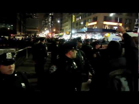 Inside the NYPD Re-Eviction of Liberty Square M17