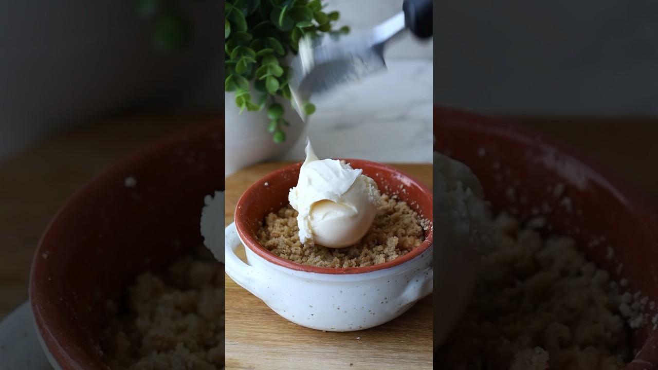 Single Serving Apple Crumble 😌