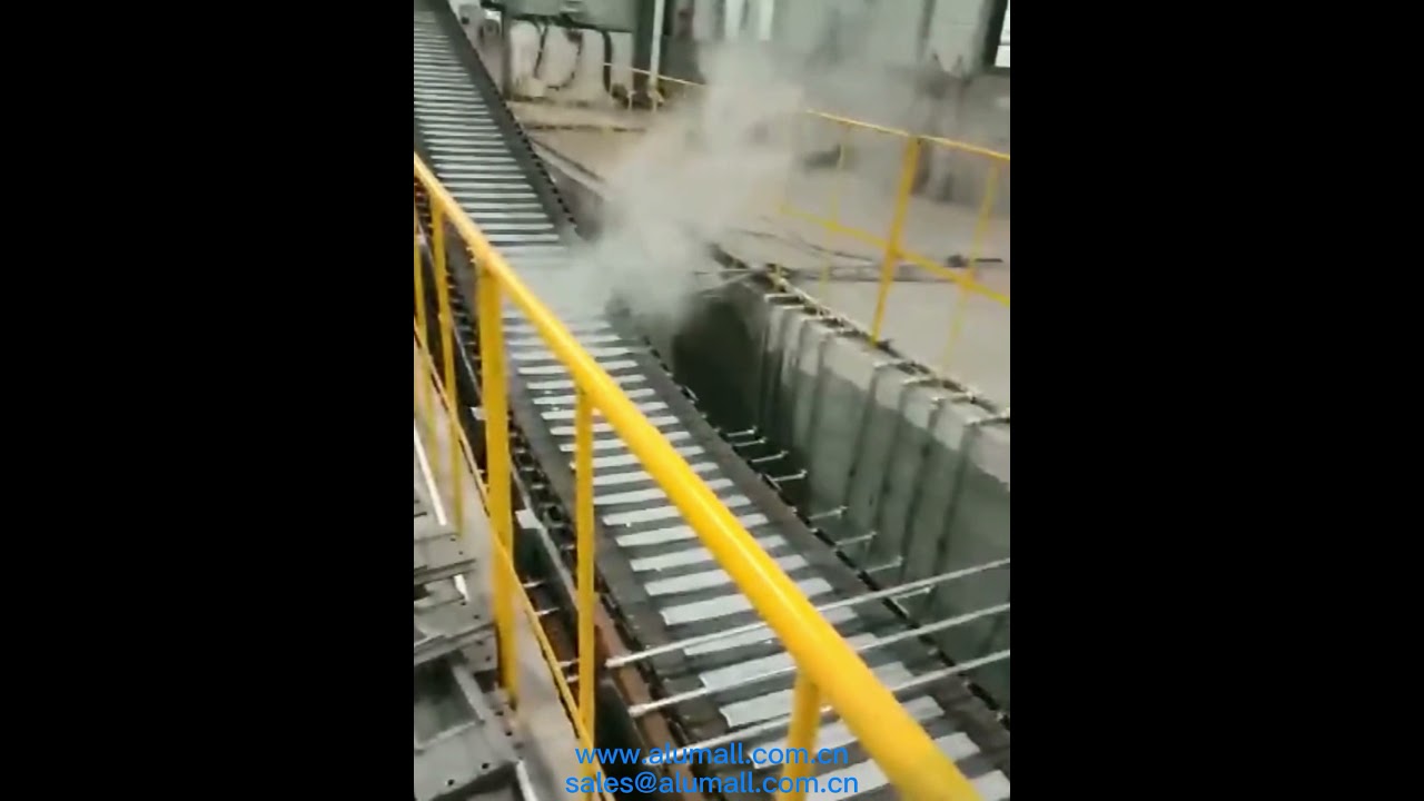 Automatic ingot caster