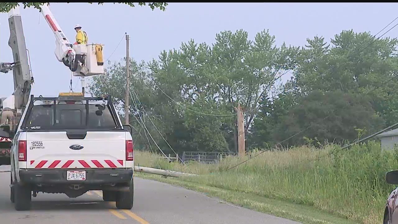 Tractor-trailer pulls down power lines, causes outages