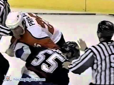 Ed Jovanovski vs. Keith Primeau, March 04, 2003 - Vancouver Canucks vs ...