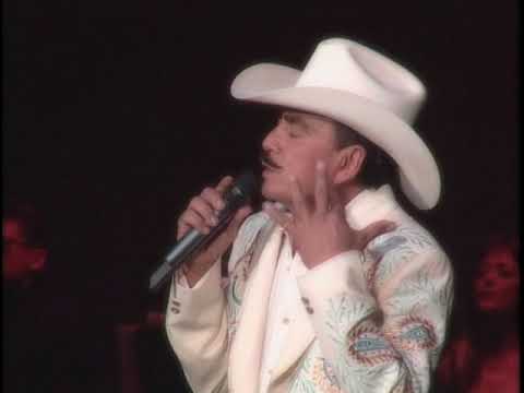 Joan Sebastian - Tatuajes (En vivo en el Auditorio Nacional)
