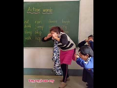 Action Rhyme I can walk