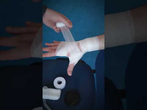 Quick, simple effective #Mma professional handwrap. #Cutman #fighter #ufc