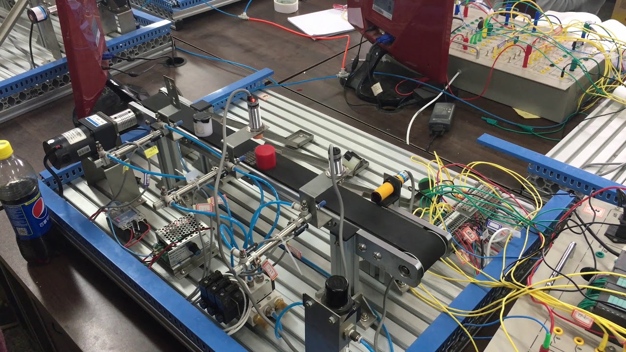 Automatic sorting system (Based on PLC）