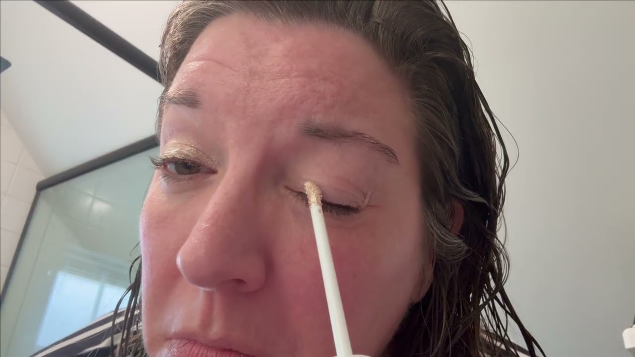 Check Out This Revlon Liquid Eyeshadow! So Fun!