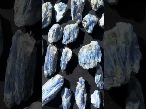 Blue kyanite crystal, this crystal is a great Crystal to activate the throat chakra this blue crysta