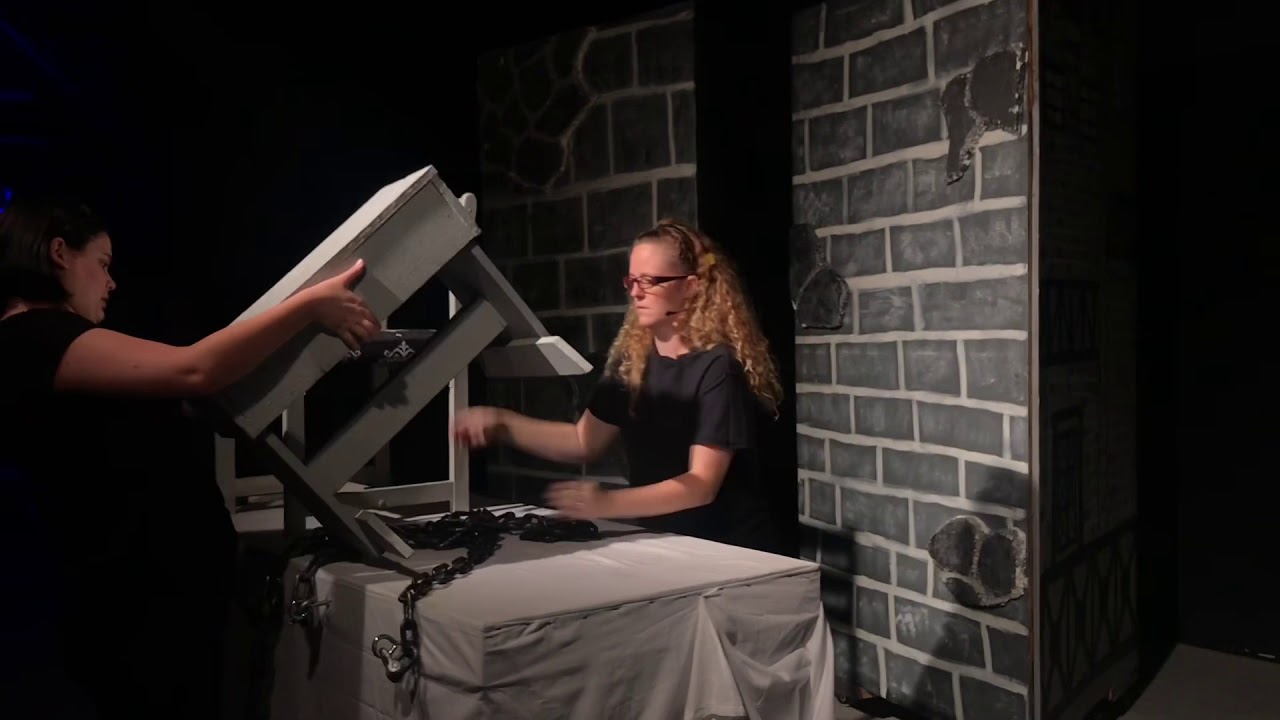 Porterville Barn Theater - Stage Crew - Scene Changes