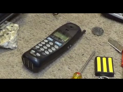 Qwest (Vtech) 1734 900MHz DSS Cordless Phone with Handset Speakerphone | Handset Repair and Cleaning