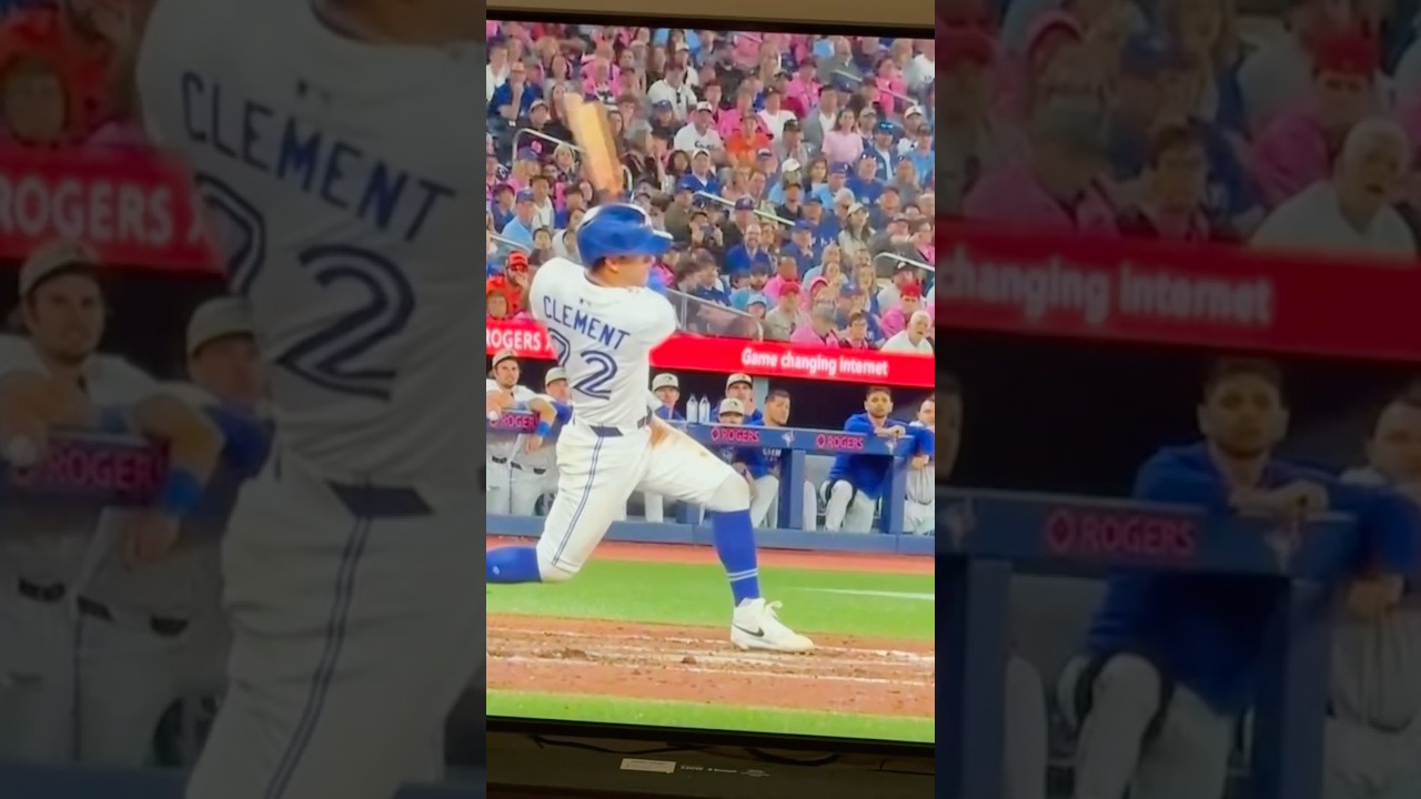 A walk off hit by Clement in 9th to win the game. Go Blue Jays Go! #highlights #bluejaysbaseball